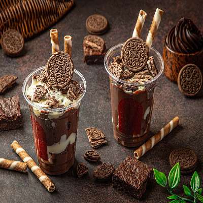 Oreo Loaded Glass Dessert